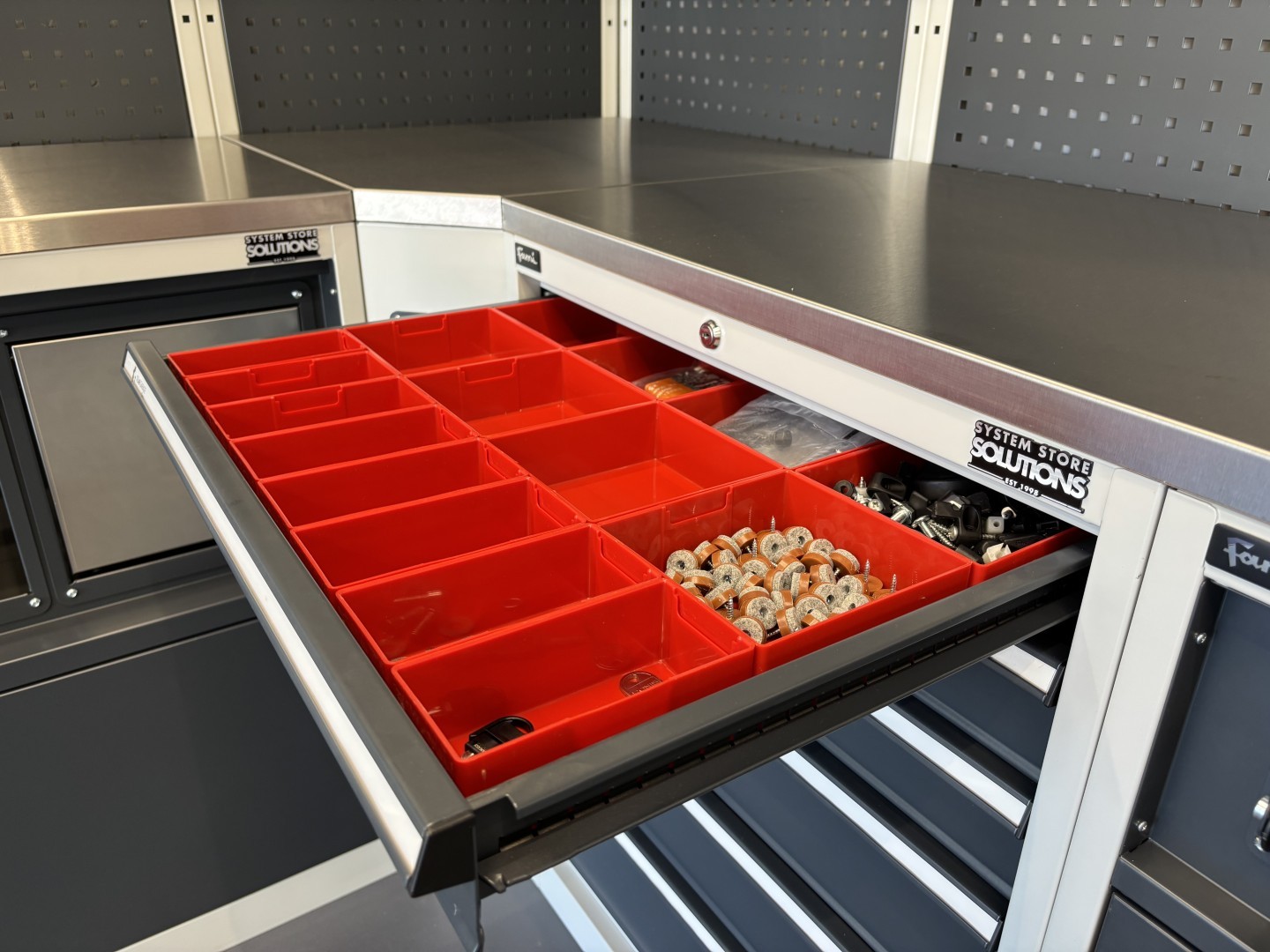 Phil Quaife Luxury Home Garage - Case Study | Luxury Garage Systems